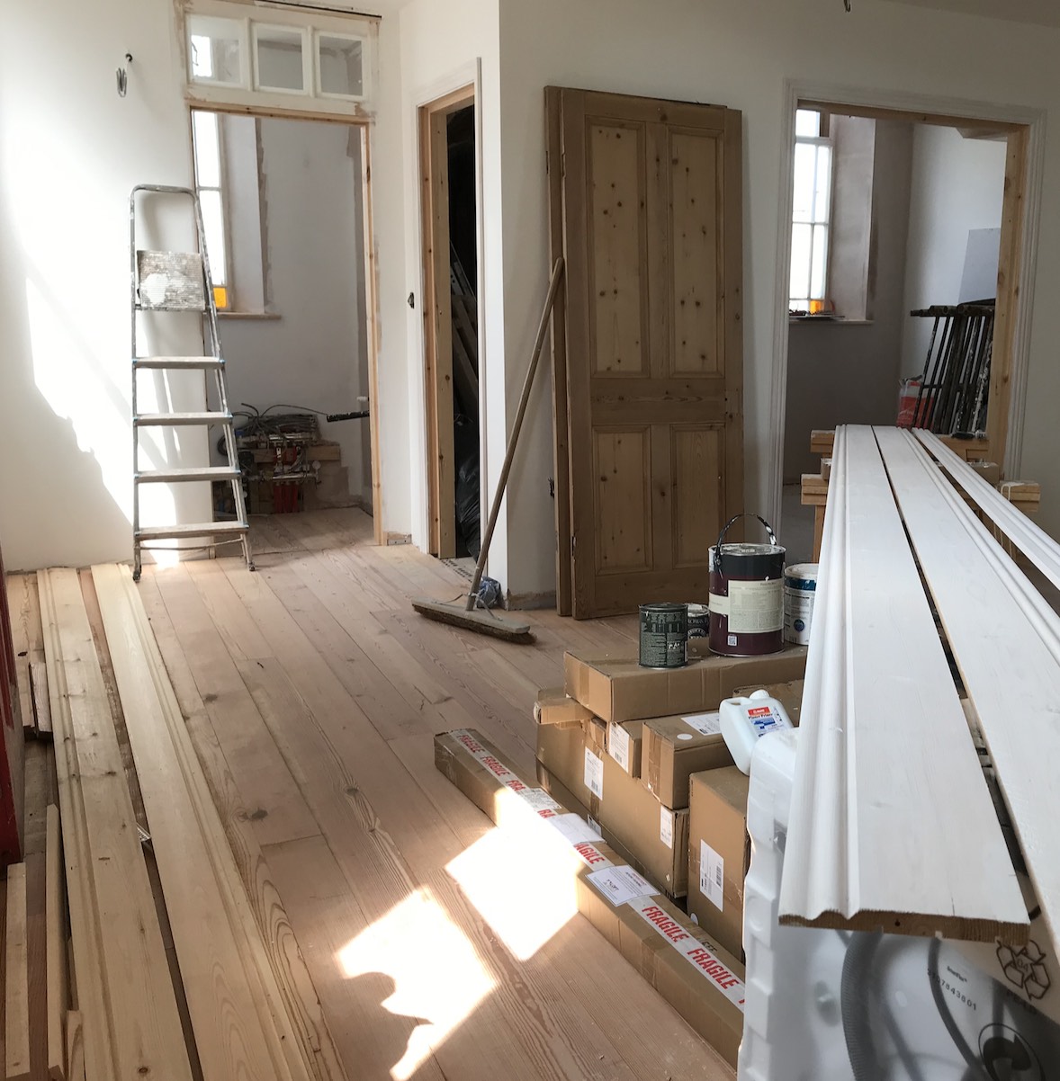 Window+shutters+bathroom+design+progress+the+first+tiling+project+and ...